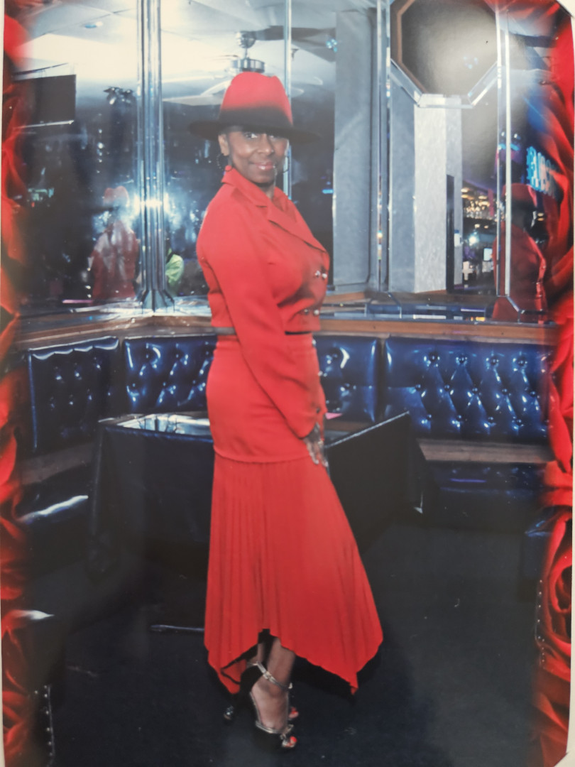 Renarda | Fab Over 40