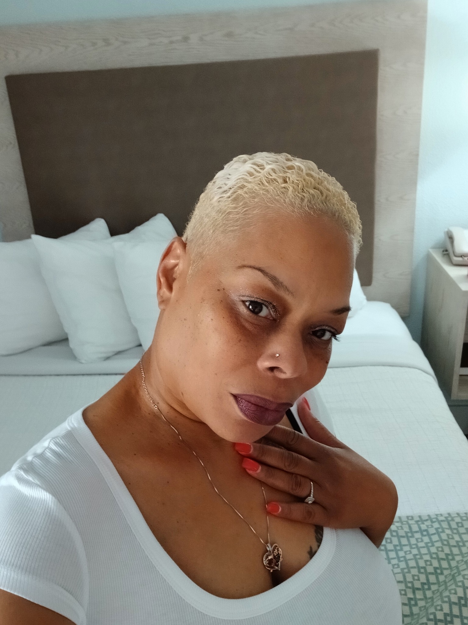 Tikaya | Fab Over 40